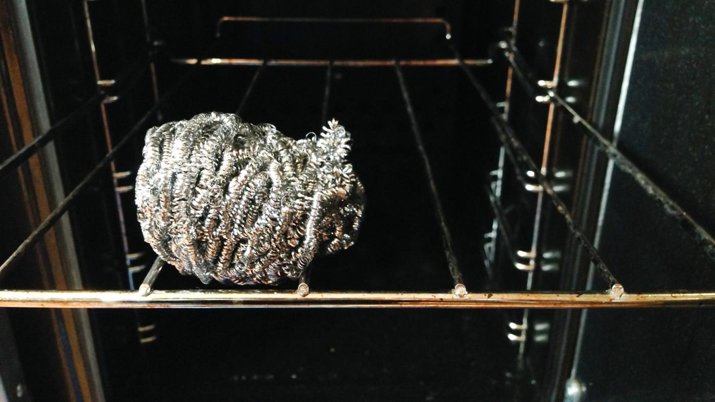 What Is the Chemical Formula for Steel Wool?