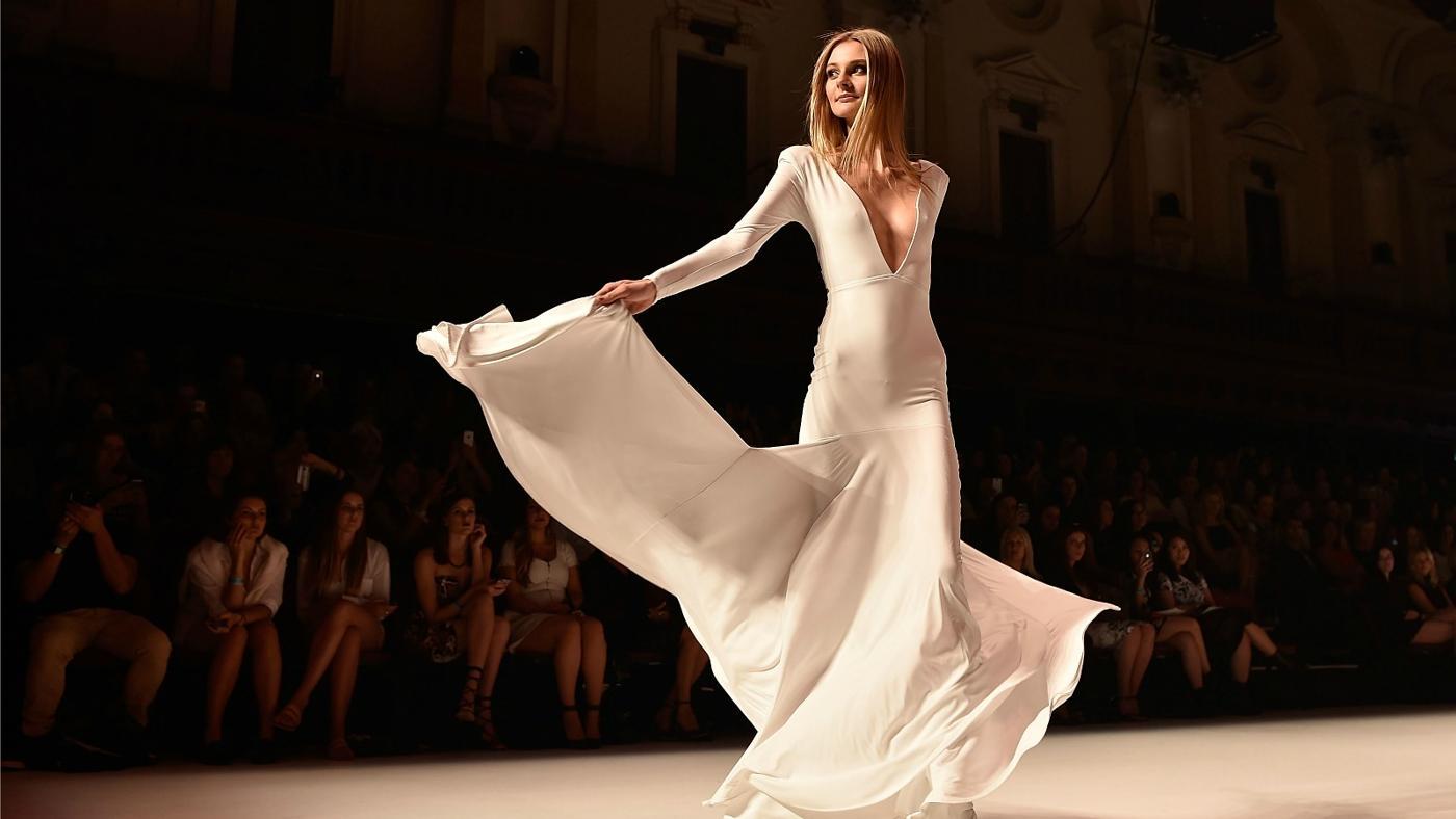 Who Was the World's First Fashion Designer?