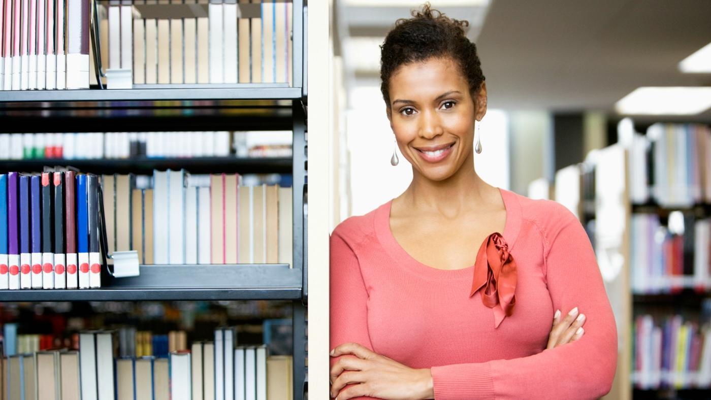 What Are the Qualities of a Good Librarian?