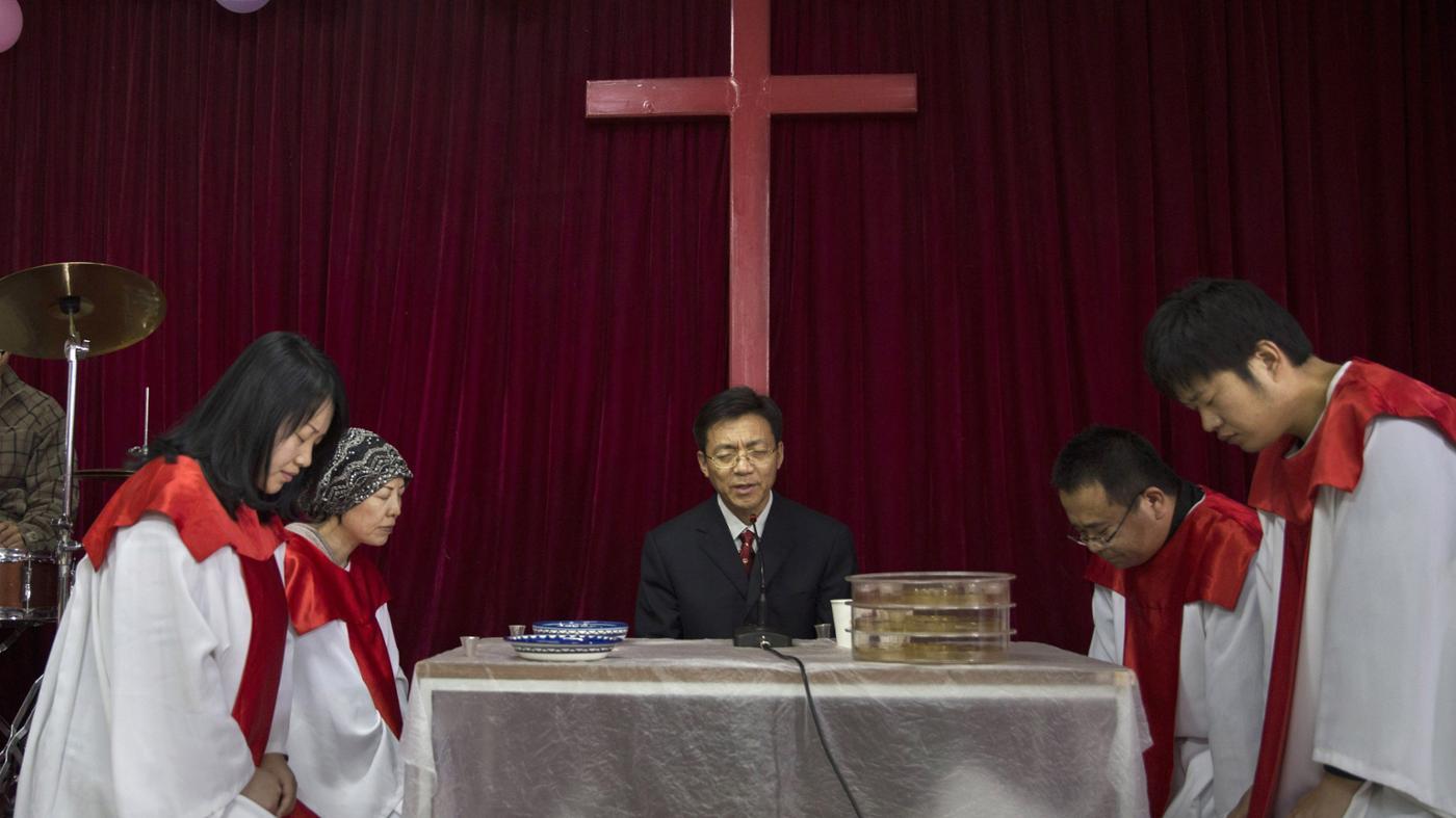 What Is a Lay Pastor?