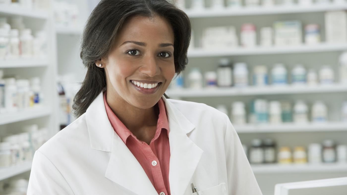 What Is the Difference Between an RPH and a PharmD?