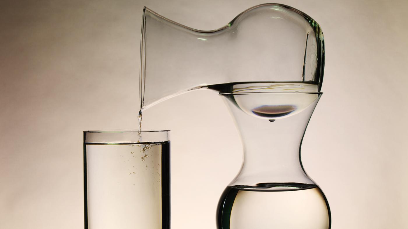 How Much Liquid Does a Flagon Hold?