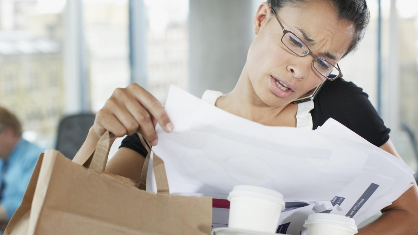 What Are Examples of Echoic Memory?