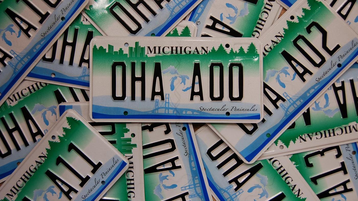 What States Border Michigan?