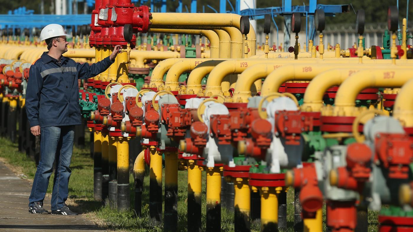 What Is the Difference Between 1 Mcf and 1 Mmcf of Natural Gas?