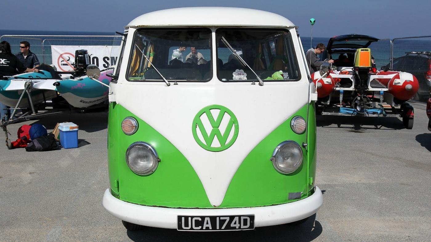 What Is a Non-Commercial Vehicle?