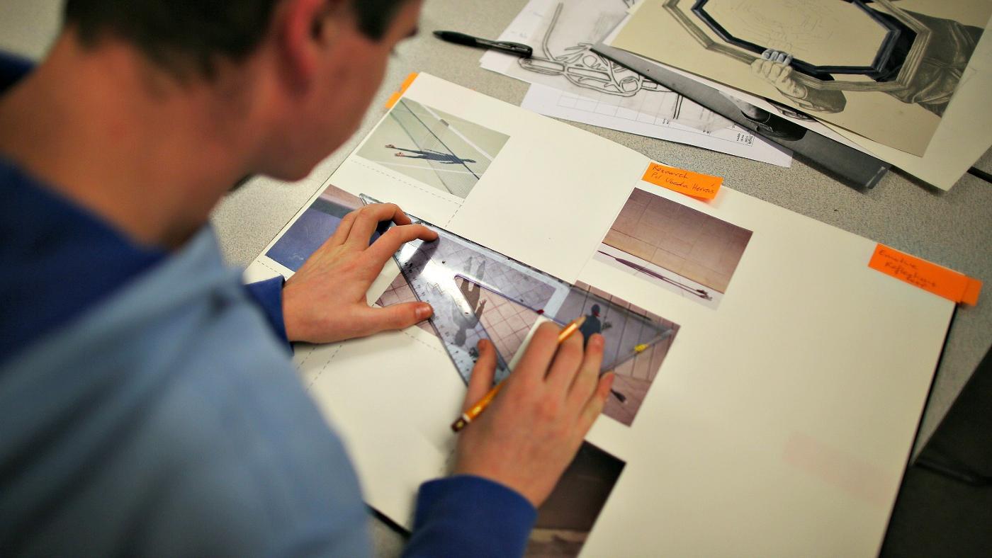 What Are Examples of Instructional Materials?