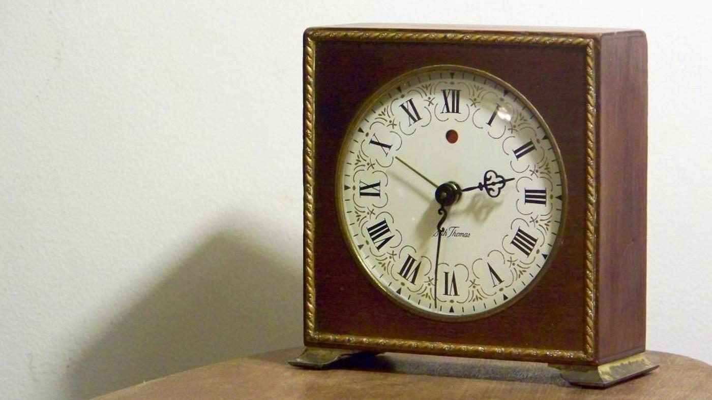 What Are the Instructions for a Seth Thomas Clock?