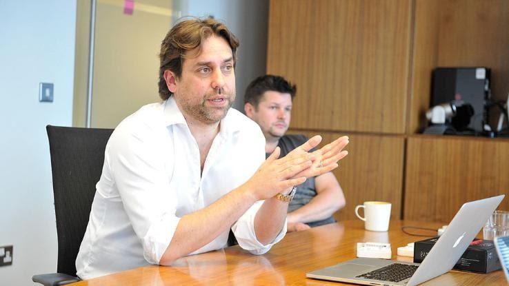 What's the Difference Between Formal and Informal Meetings?