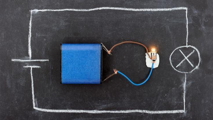 Circuitry 101: Examples of Series Circuits & How They Work