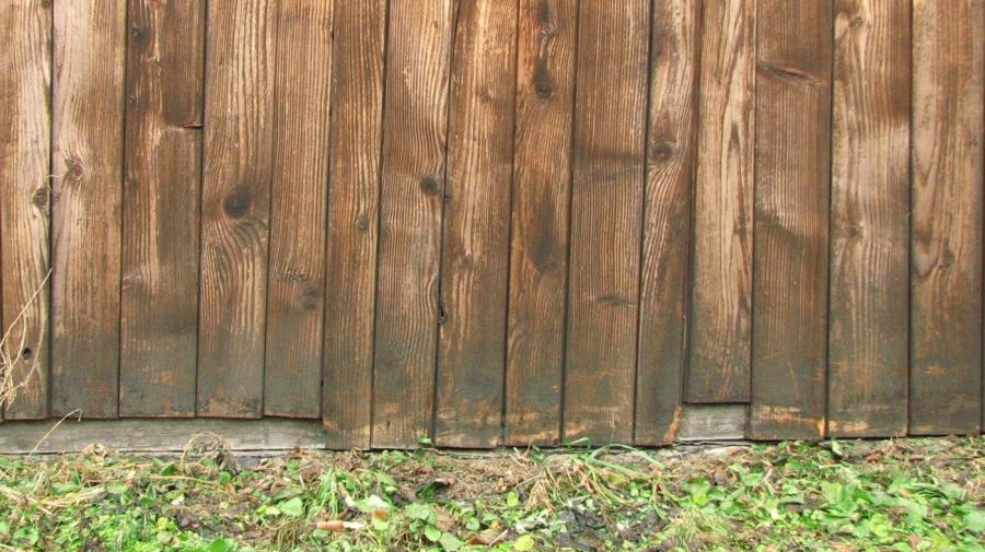 What Are Examples of Insoluble Substances?