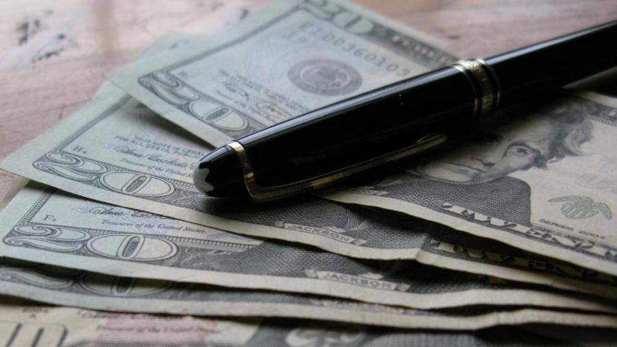 How Do I Endorse a Check Made Payable to Cash?