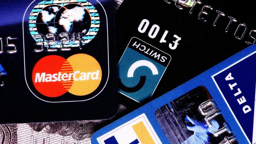 Where Is the Issue Number on a Mastercard Located?